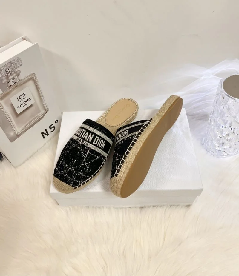 Inexpensive Christian Dior Slippers