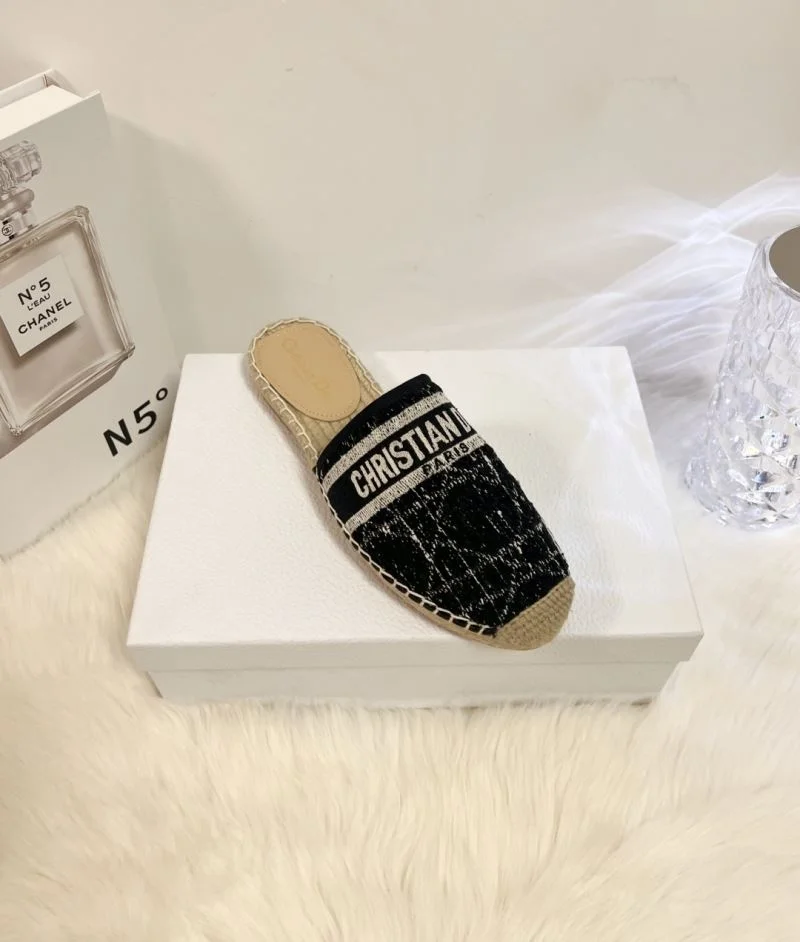 Inexpensive Christian Dior Slippers