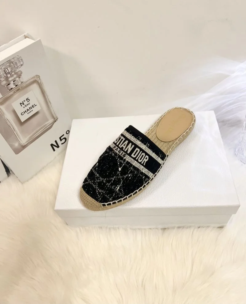 Inexpensive Christian Dior Slippers