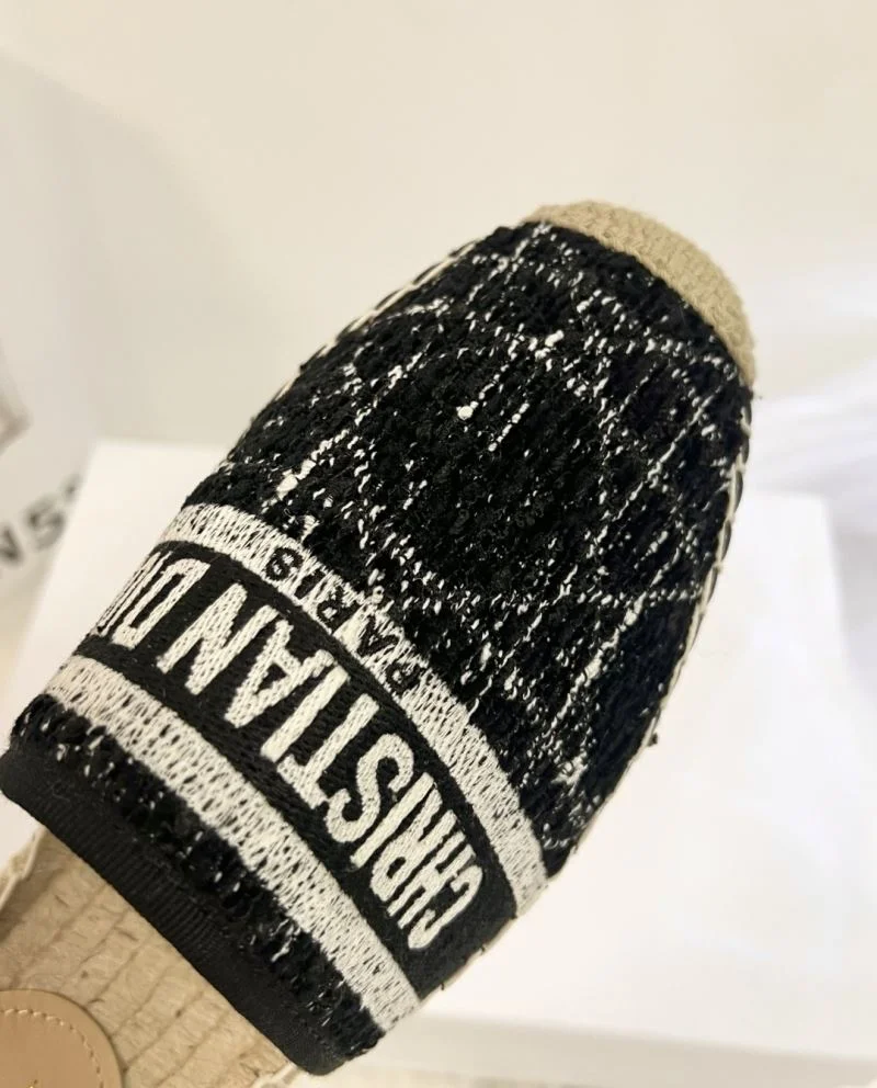 Inexpensive Christian Dior Slippers