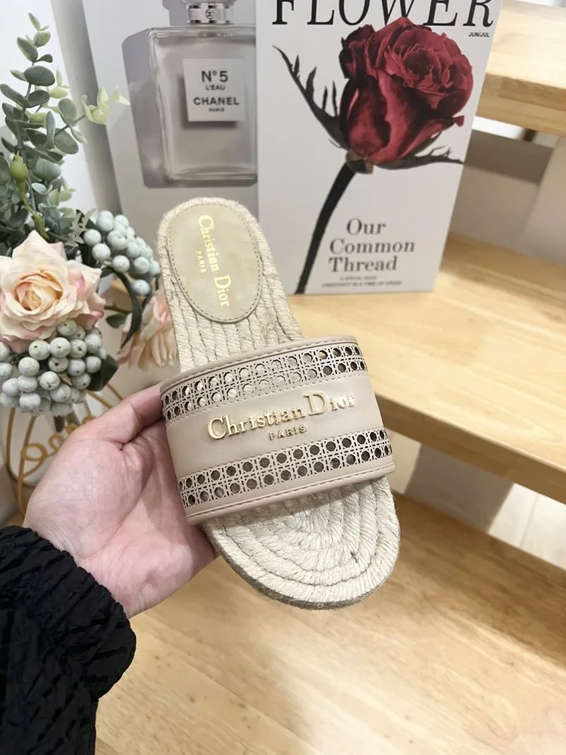 Low-cost Christian Dior Slippers
