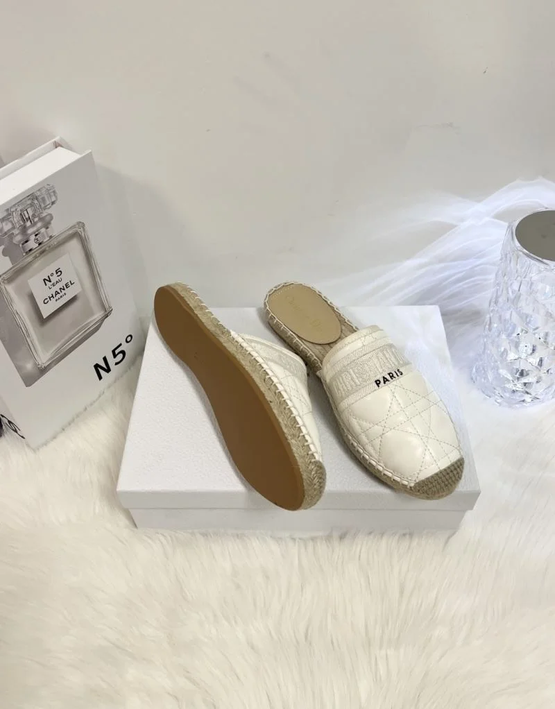 Top match Christian Dior Slippers