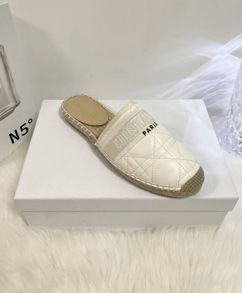 Top match Christian Dior Slippers
