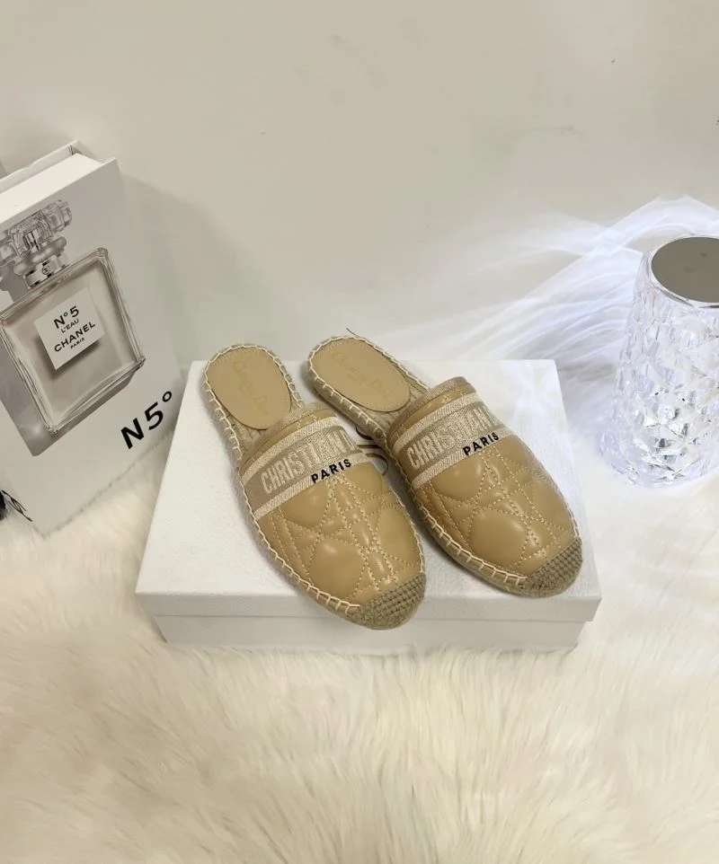 Low-cost Christian Dior Slippers