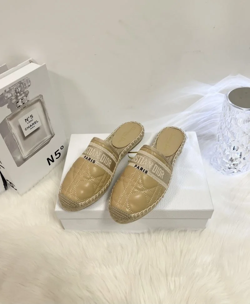 Low-cost Christian Dior Slippers