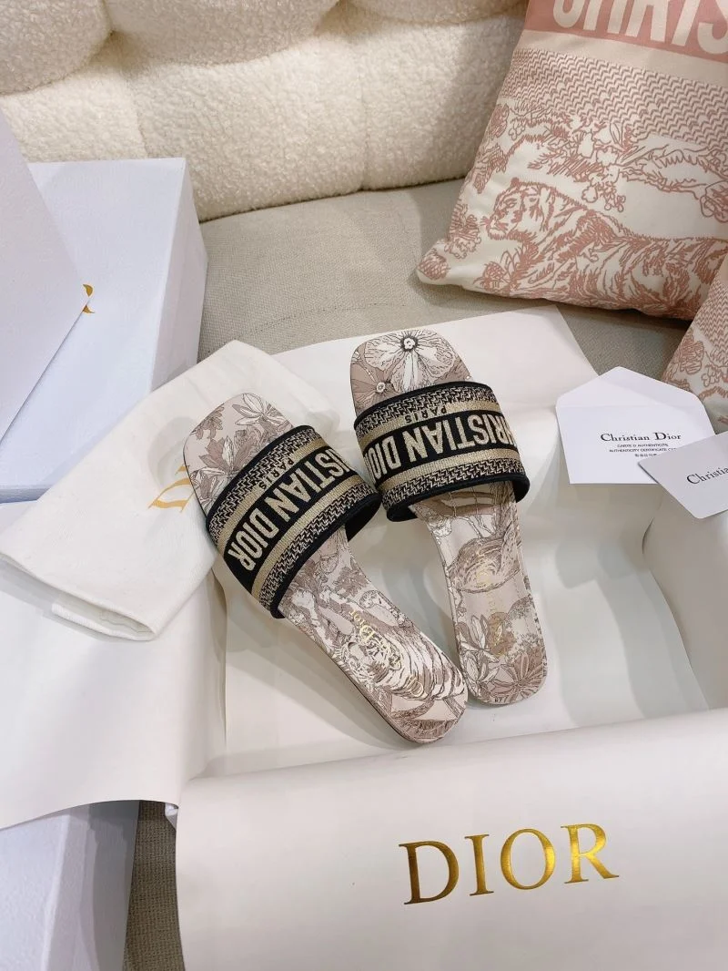 Bargain Christian Dior Slippers
