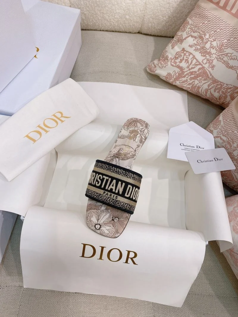 Bargain Christian Dior Slippers