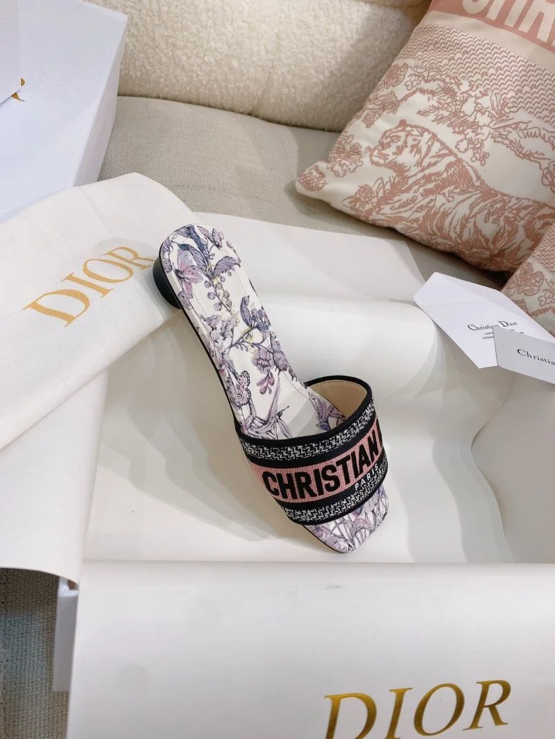 Bargain Christian Dior Slippers