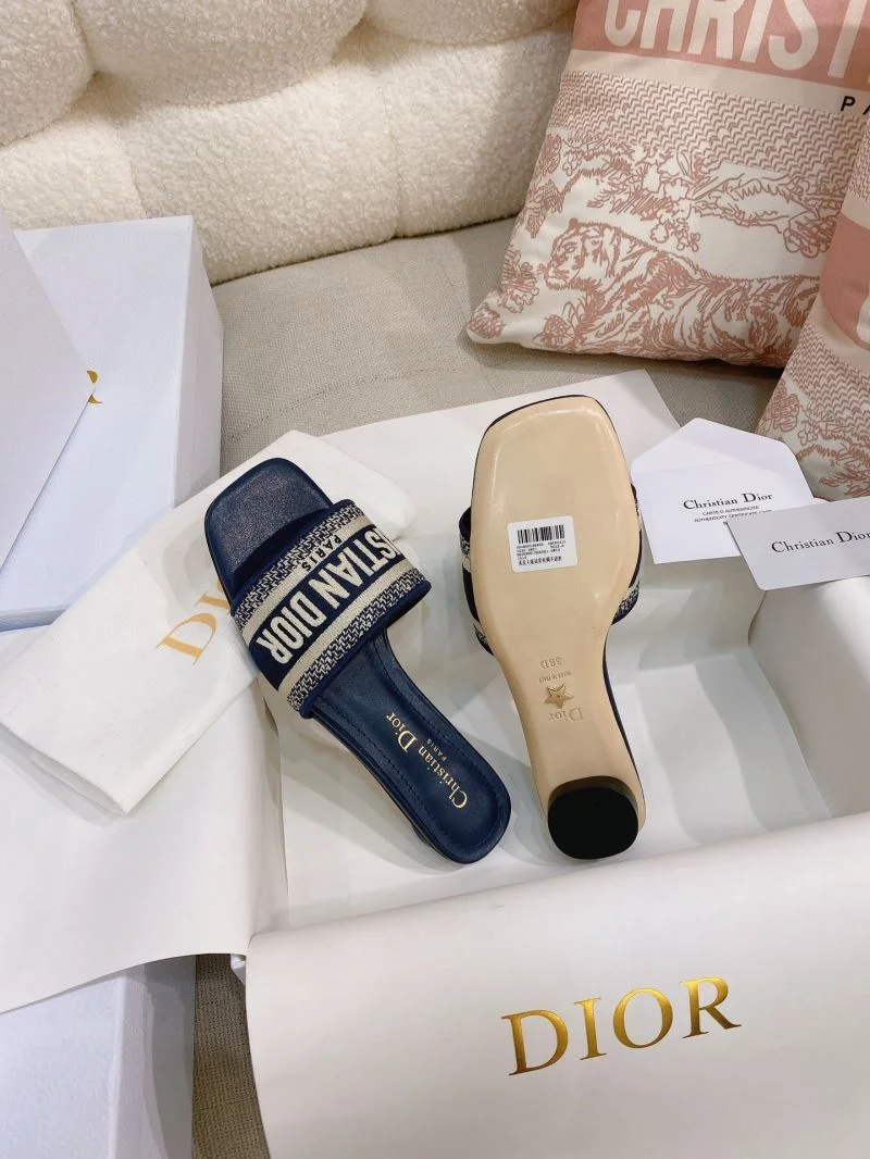 Inexpensive Christian Dior Slippers