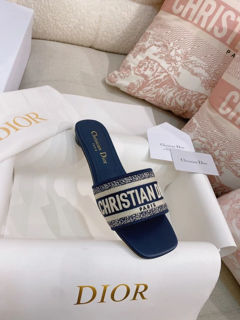 Inexpensive Christian Dior Slippers