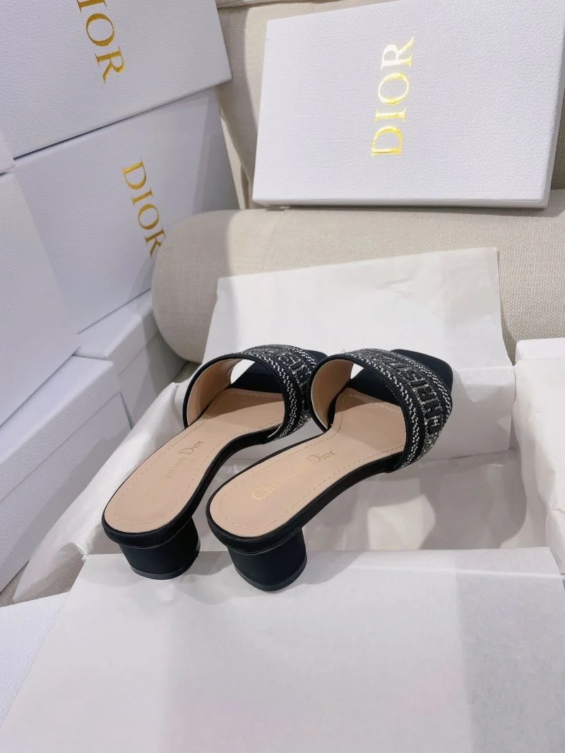 Top match Christian Dior Slippers