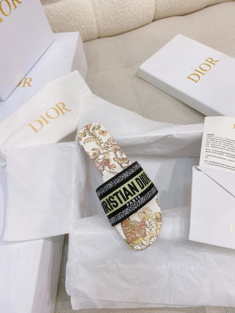 Bargain Christian Dior Slippers