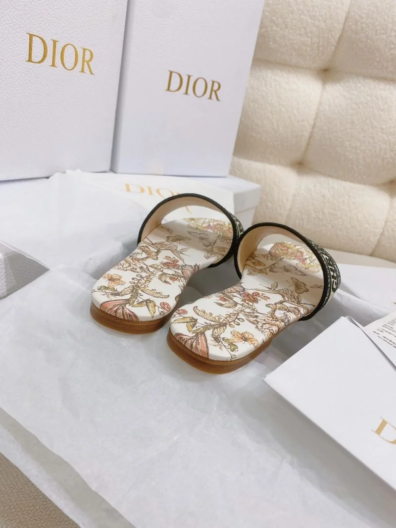 Bargain Christian Dior Slippers
