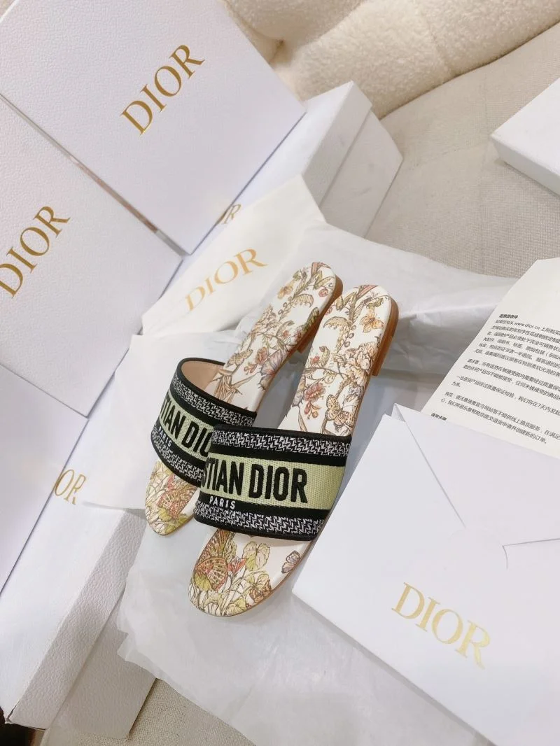 Bargain Christian Dior Slippers