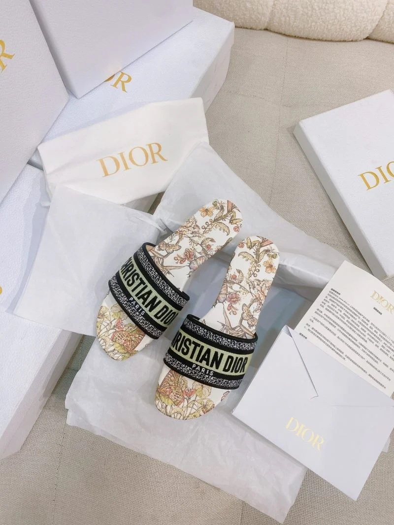 Bargain Christian Dior Slippers