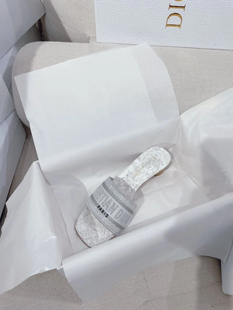Top mirror Christian Dior Slippers