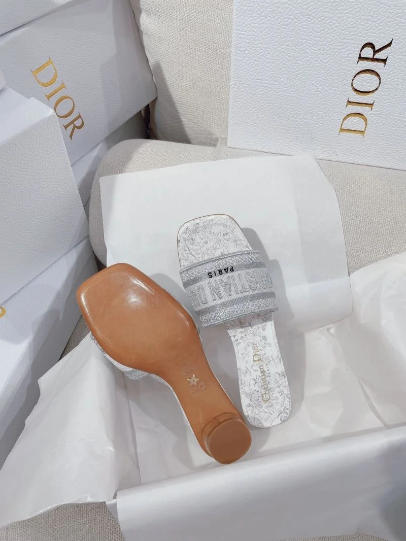 Top mirror Christian Dior Slippers
