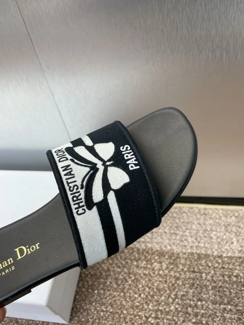 Reasonably priced Christian Dior Slippers