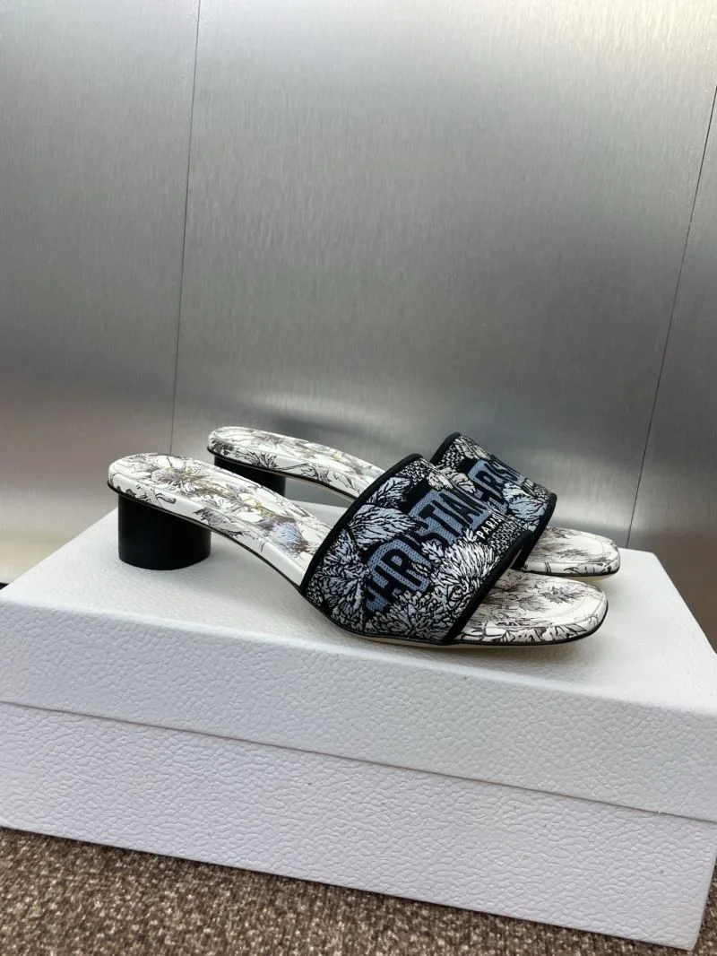 Low-cost Christian Dior Slippers