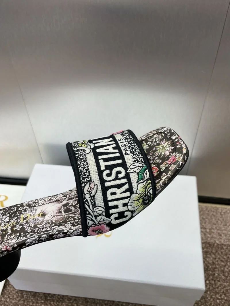 Discounted Christian Dior Slippers