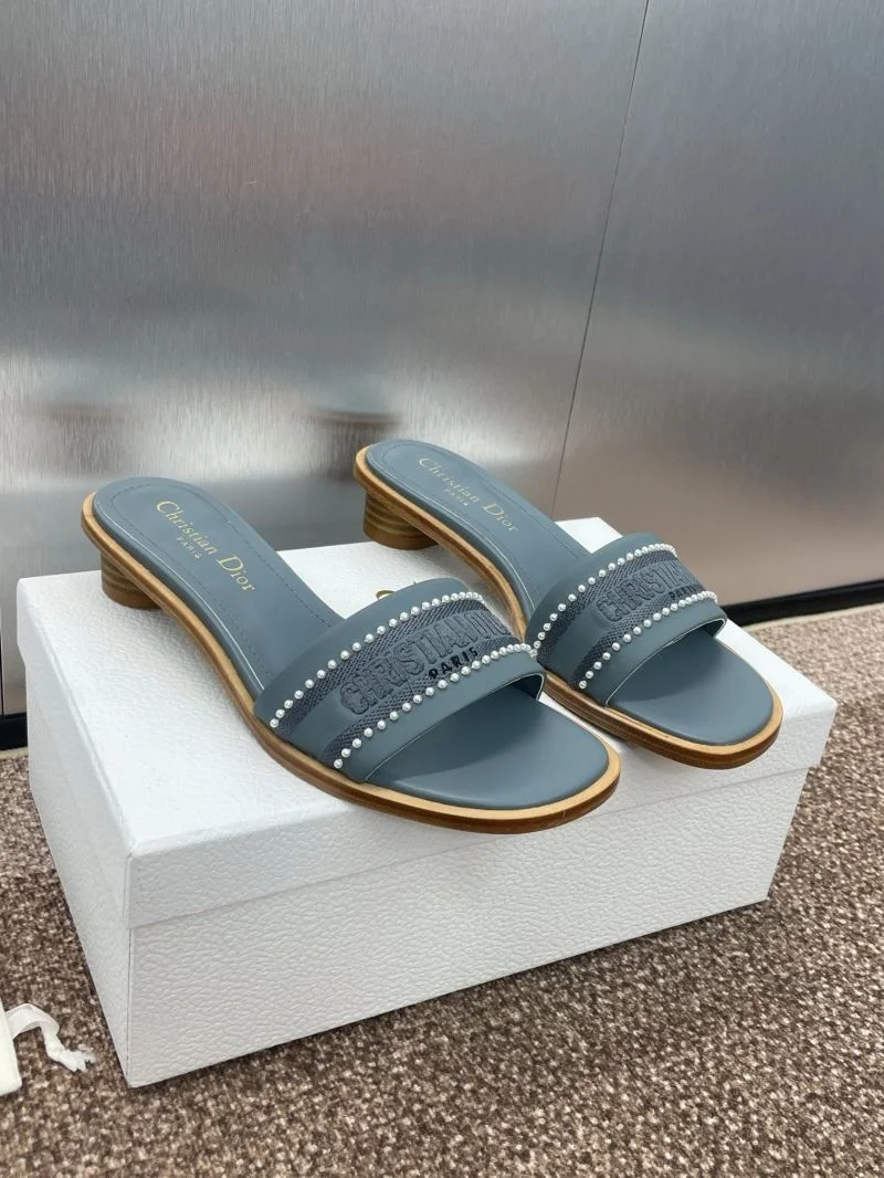 Bargain Christian Dior Slippers