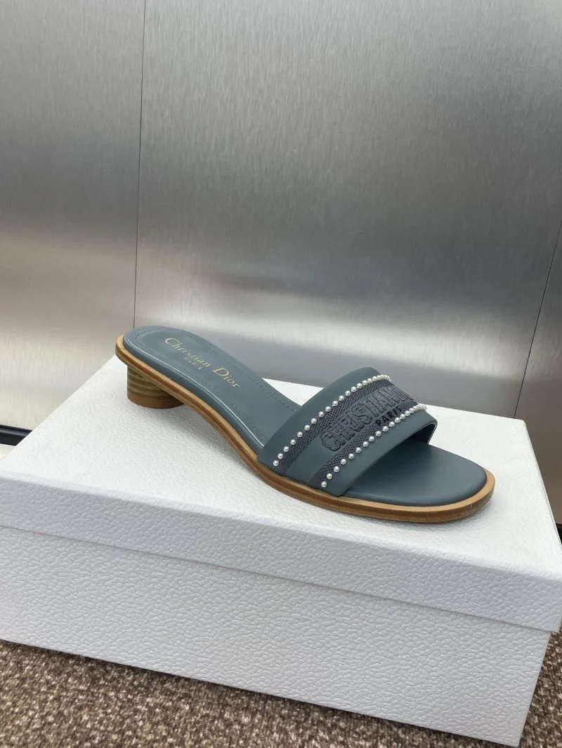 Bargain Christian Dior Slippers