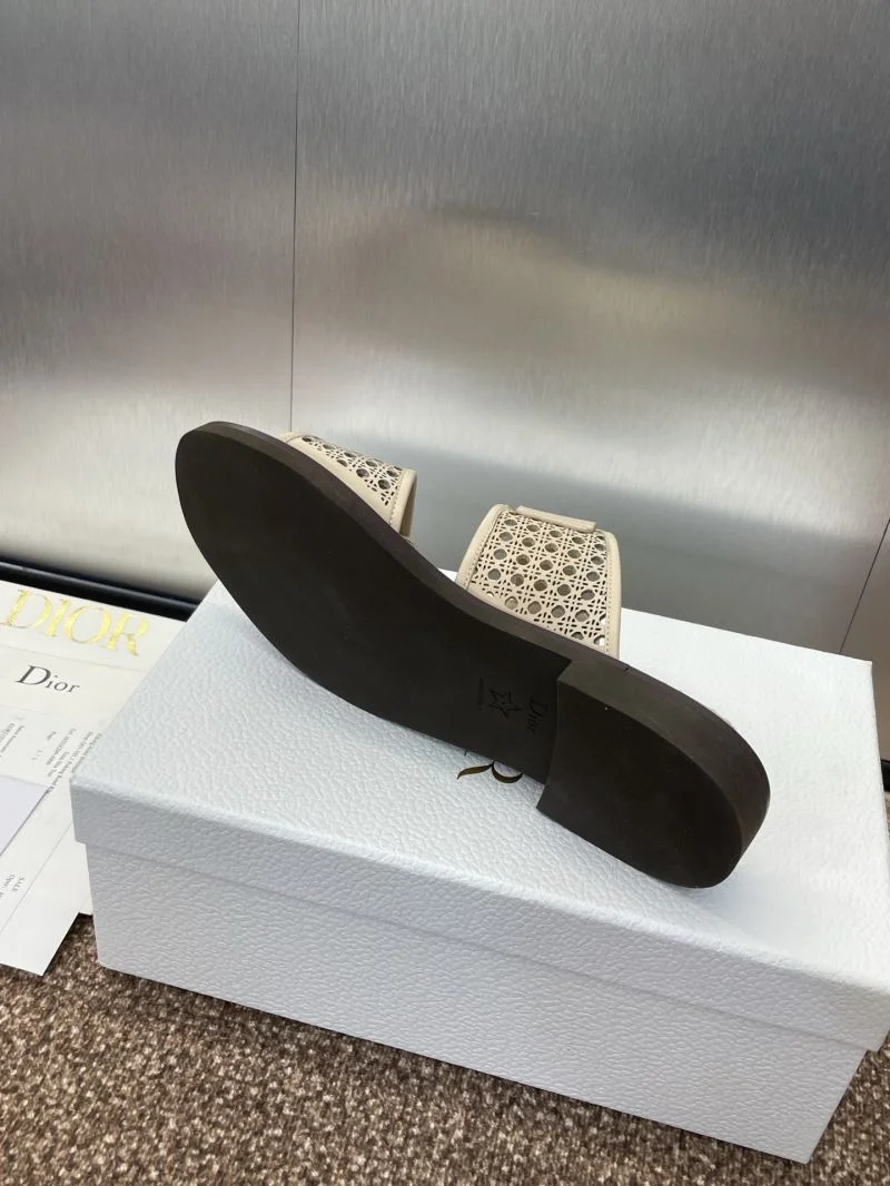 Inexpensive Christian Dior Slippers