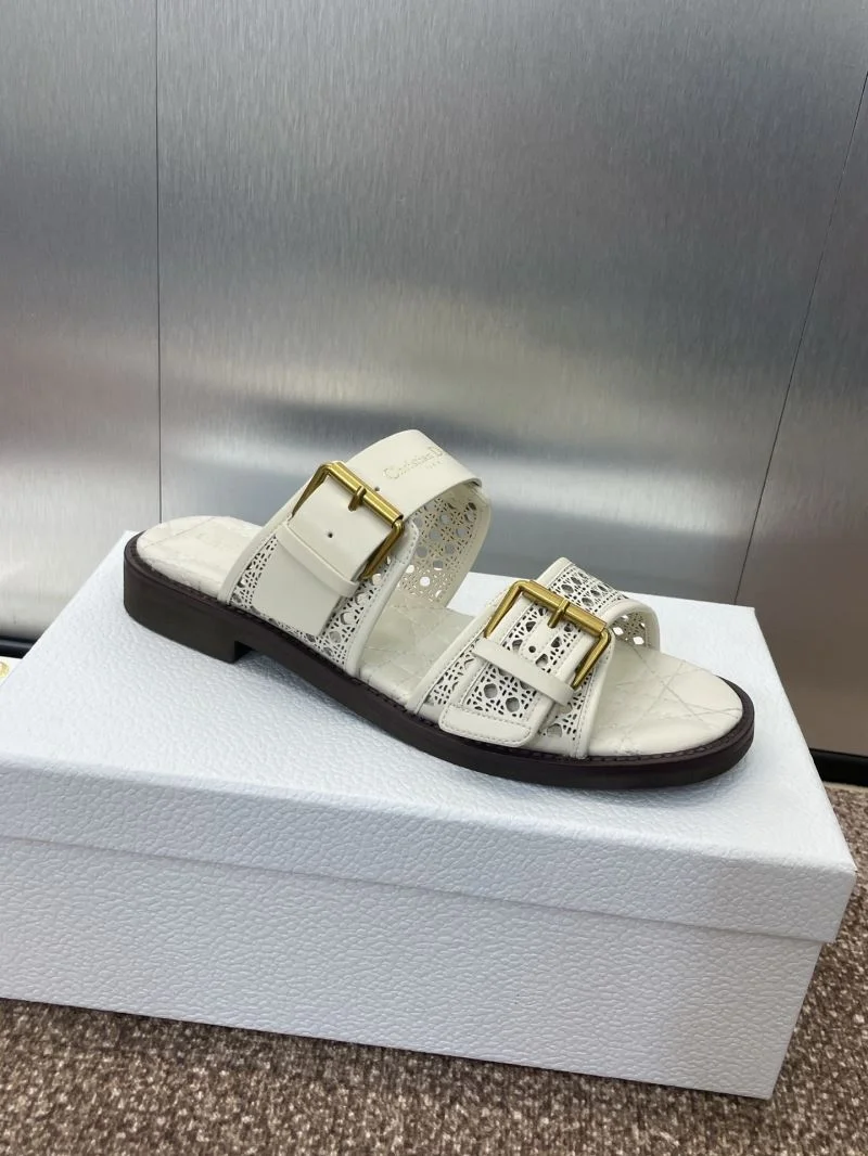 Top match Christian Dior Slippers