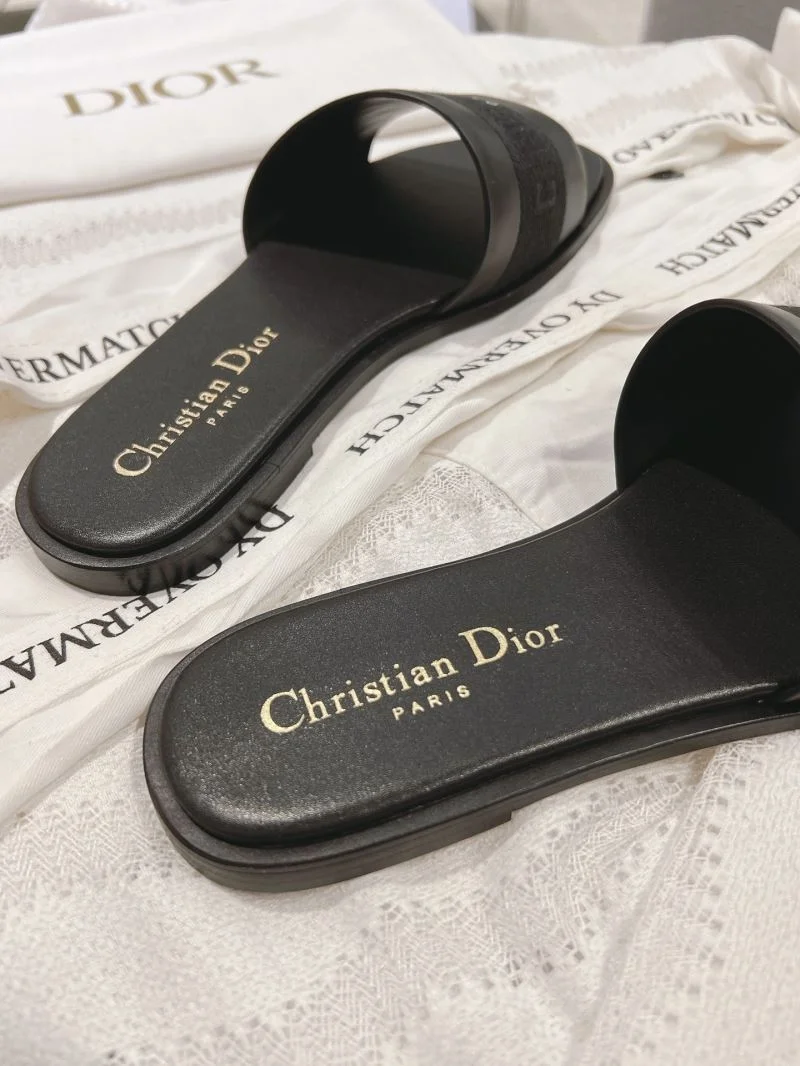 Inexpensive Christian Dior Slippers