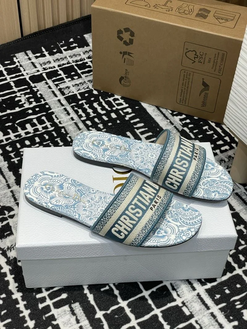 Low-cost Christian Dior Slippers