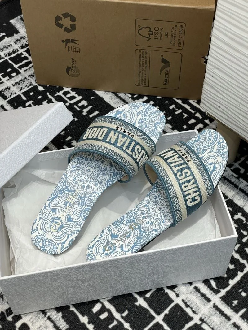 Low-cost Christian Dior Slippers