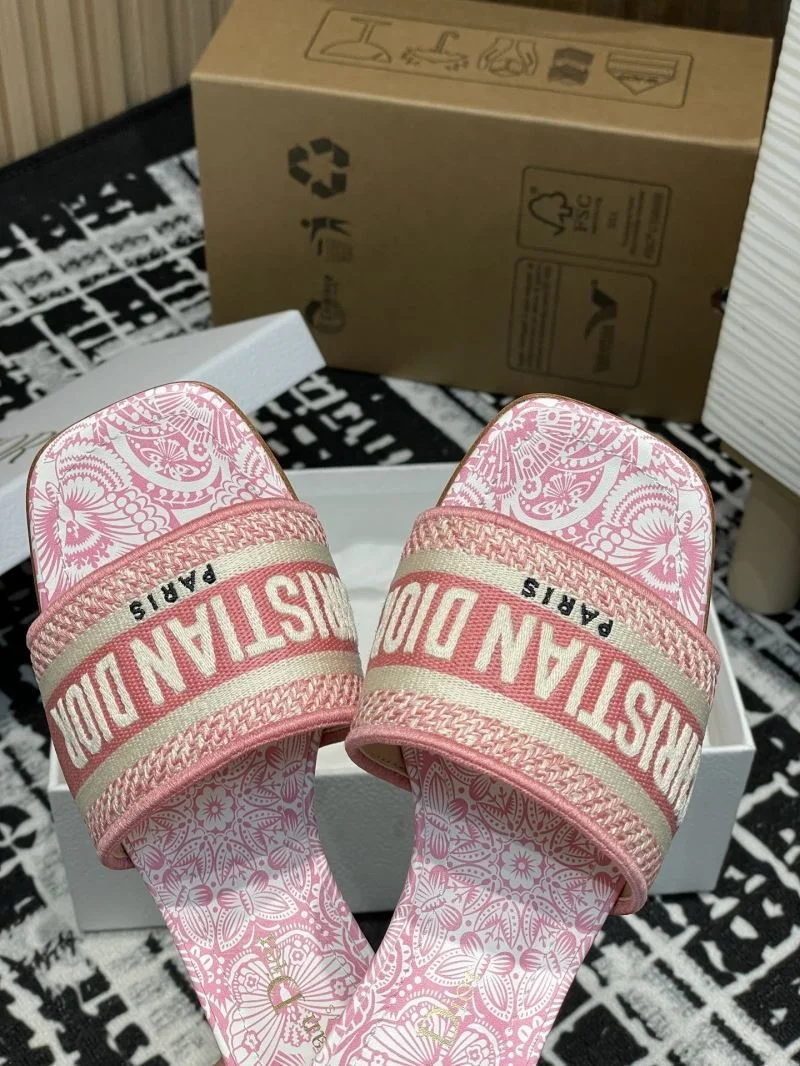 Accurate model Christian Dior Slippers