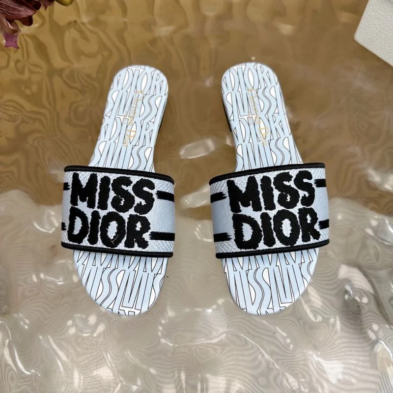 Accurate model Christian Dior Slippers