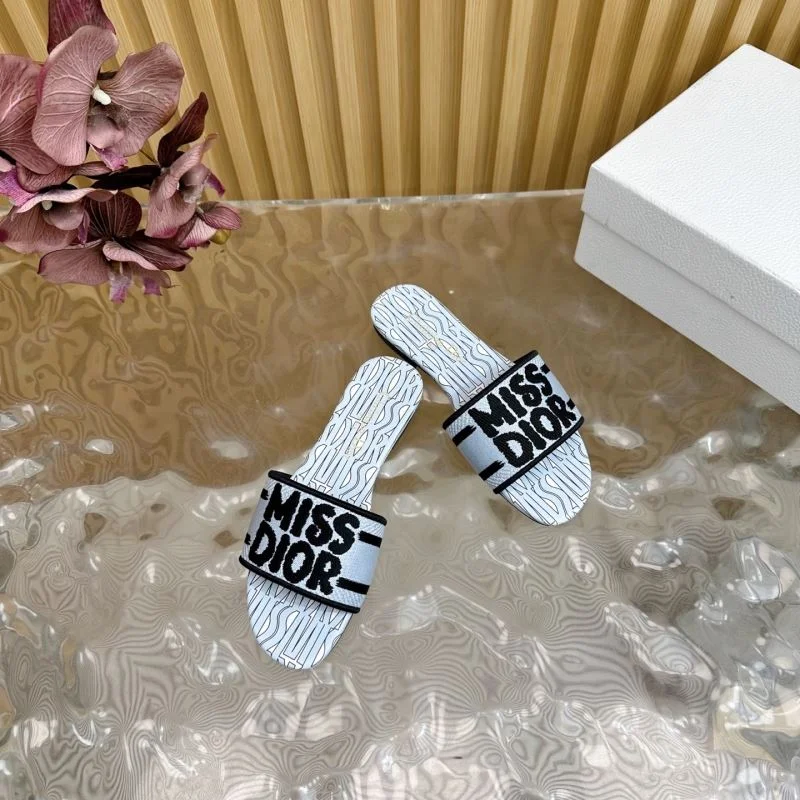 Accurate model Christian Dior Slippers