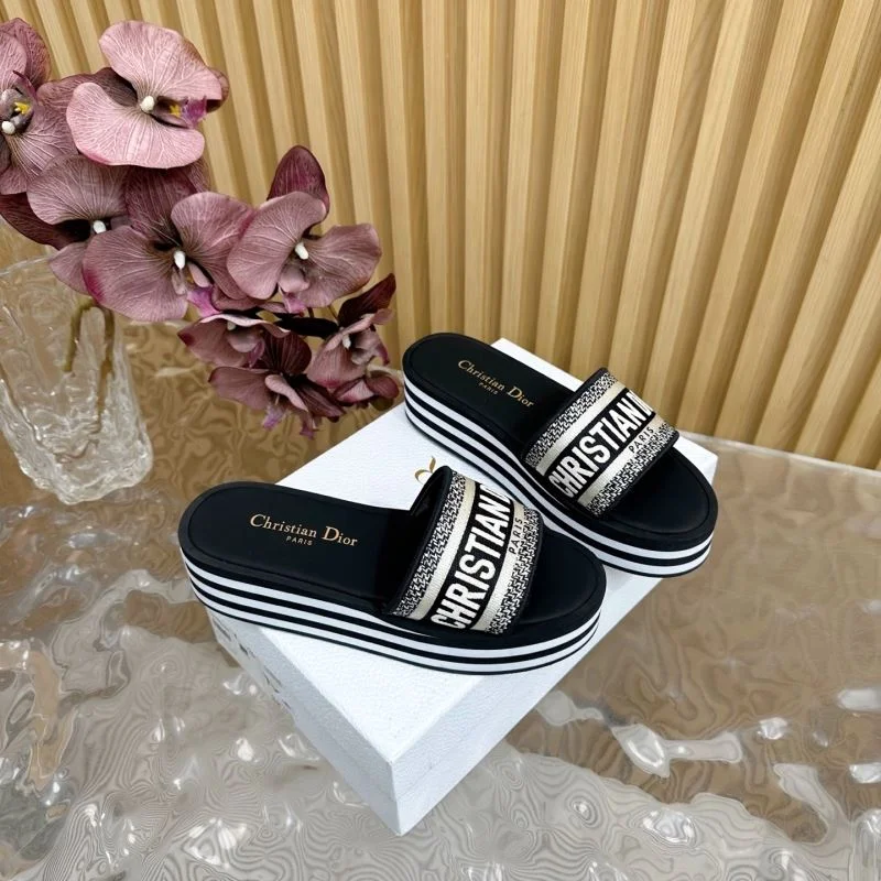1:1 copy Christian Dior Slippers