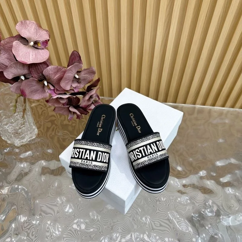 1:1 copy Christian Dior Slippers
