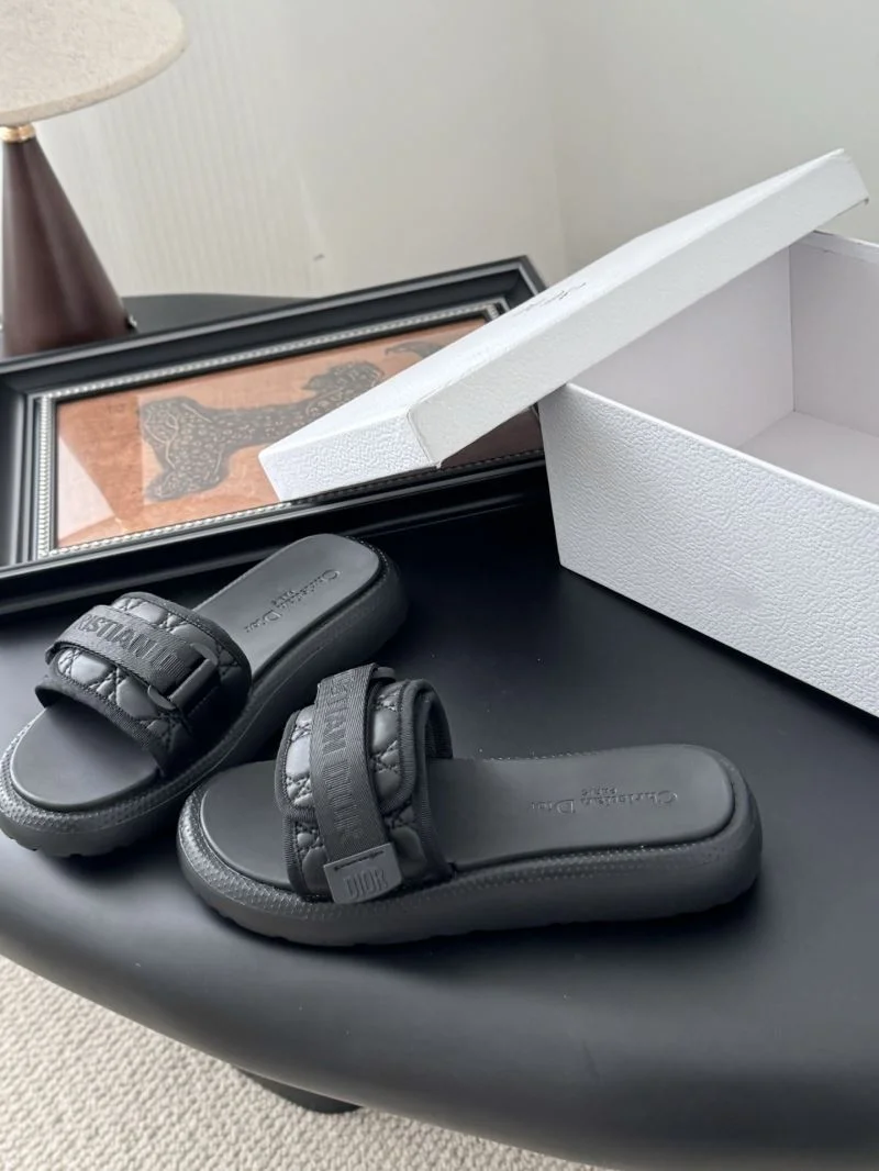 1:1 copy Christian Dior Slippers