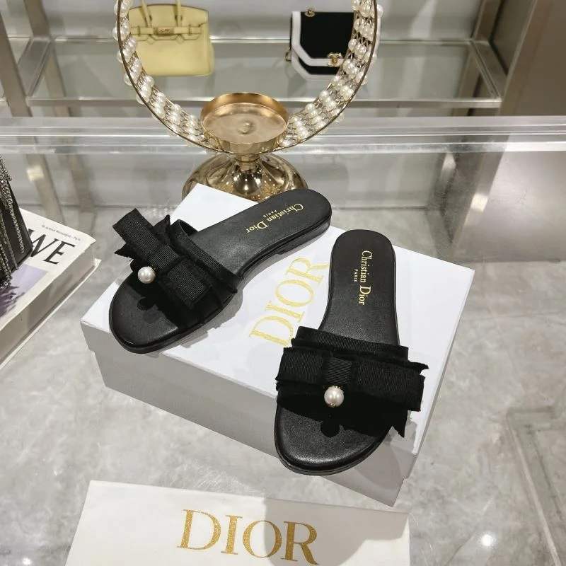 Bargain Christian Dior Slippers