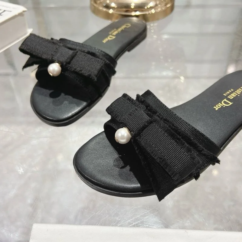 Bargain Christian Dior Slippers