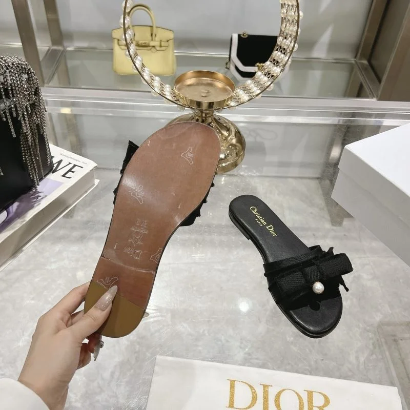 Bargain Christian Dior Slippers