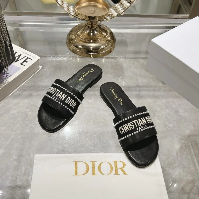 Inexpensive Christian Dior Slippers