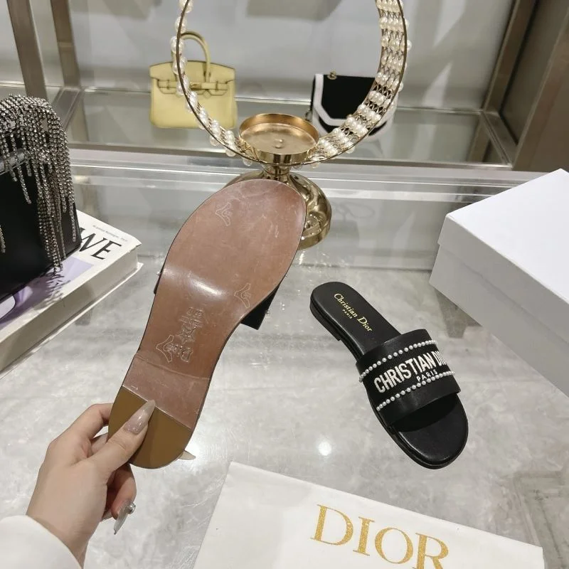 Inexpensive Christian Dior Slippers