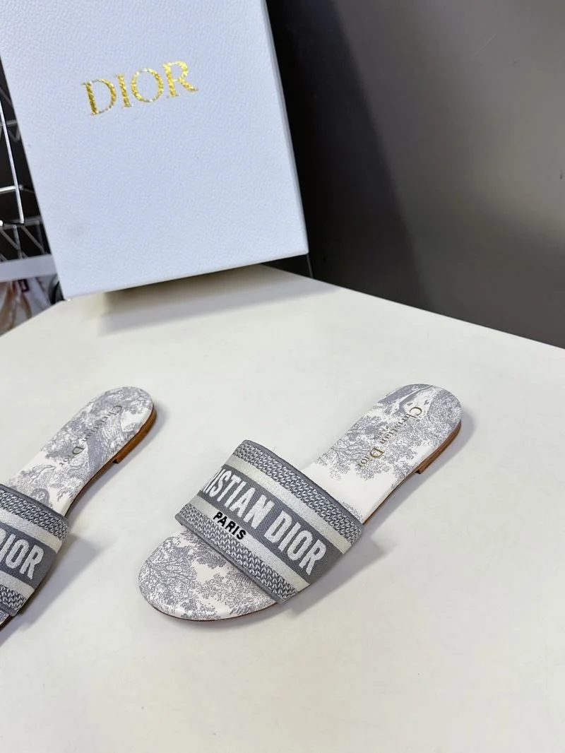 Discounted Christian Dior Slippers