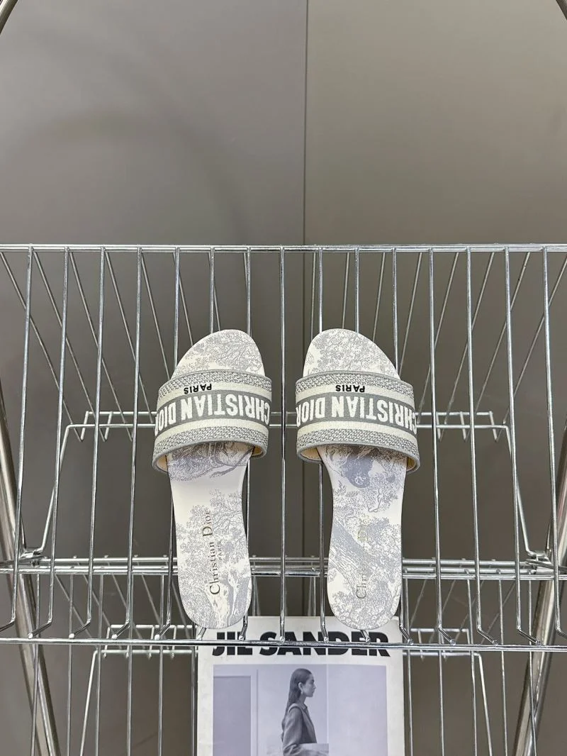 Discounted Christian Dior Slippers