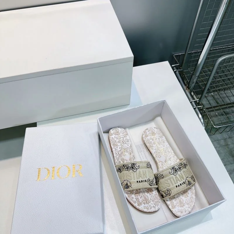 Top mirror Christian Dior Slippers