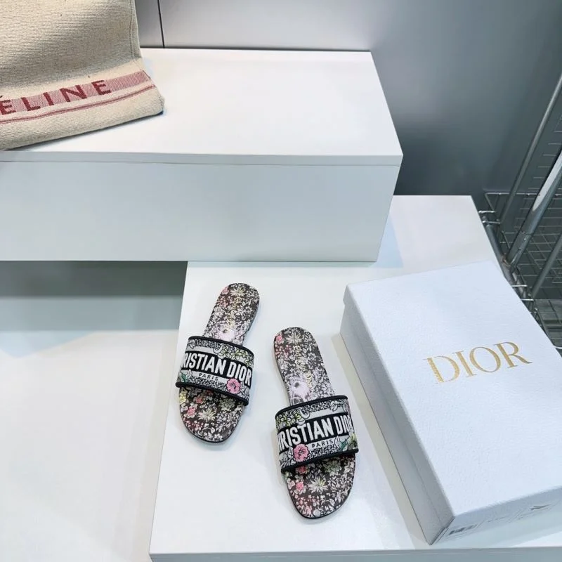 Bargain Christian Dior Slippers