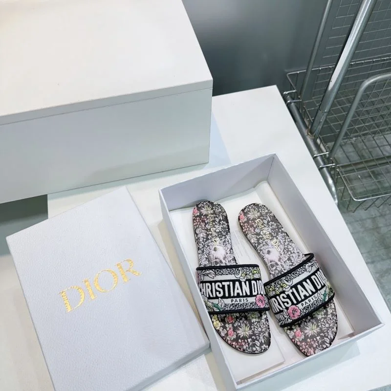 Bargain Christian Dior Slippers