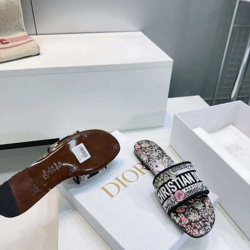 Bargain Christian Dior Slippers