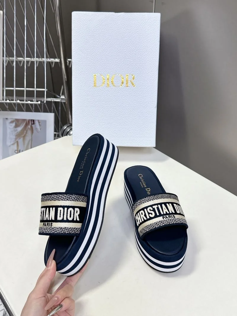 Low-cost Christian Dior Slippers