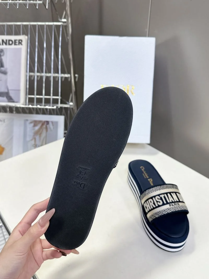 Low-cost Christian Dior Slippers